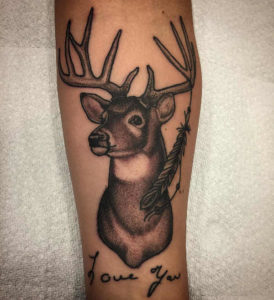 Tatuaggio Cervo: Significato, Idee e Foto - Tatuaggio.co