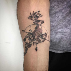 Tatuaggio Cervo: Significato, Idee e Foto - Tatuaggio.co