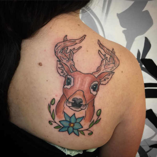 Tatuaggio Cervo: Significato, Idee e Foto - Tatuaggio.co